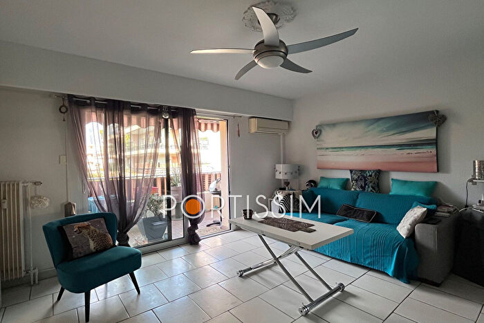 Appartement à vendre - Saint-Laurent-du-Var, Bord de Mer, Port de Plaisance - 1 pièce