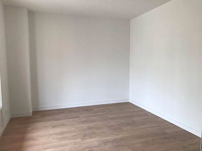 Appartement à louer - Les Ecarts, Embrun - 2 pièces - 1 chambre