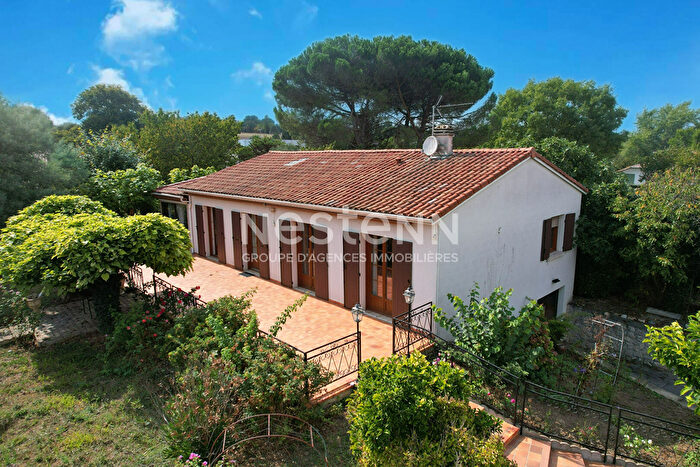 Maison à vendre - Nérac - 5 pièces - 3 chambres