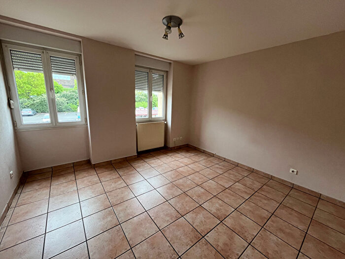 Appartement à louer - Le Creusot, Sud Est - 3 pièces - 1 chambre