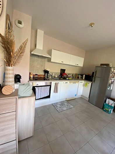 Appartement à louer - Pont-Sainte-Marie - 2 pièces - 1 chambre