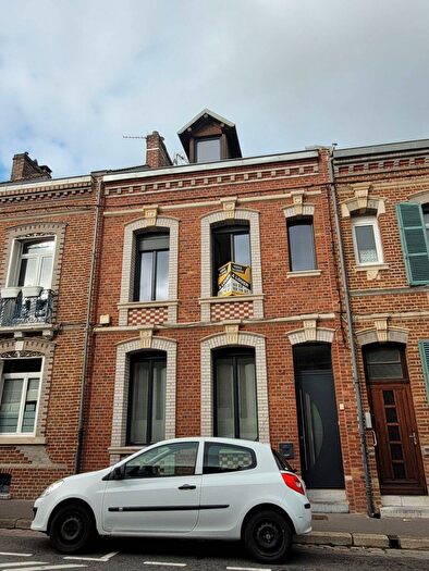 Maison 6 pièces à Amiens, à louer