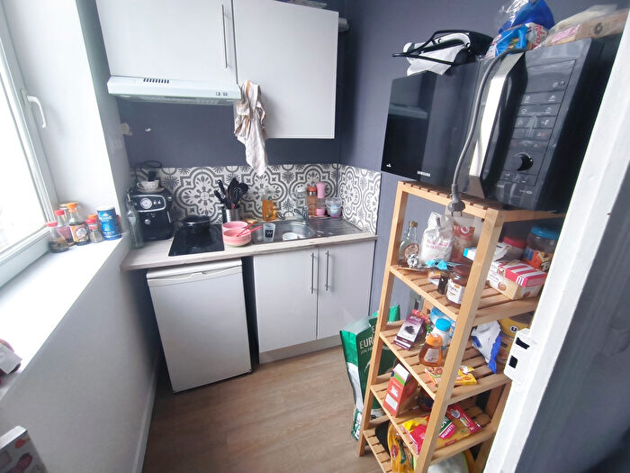 Appartement à louer - Lille, Centre-ville, Euralille - 1 pièce