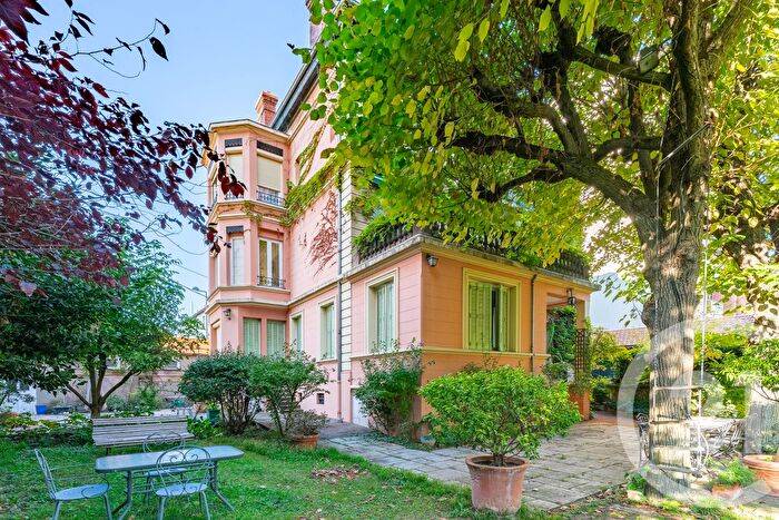 Appartement à vendre - Villeurbanne, République, Tolstoi - 4 pièces - 3 chambres