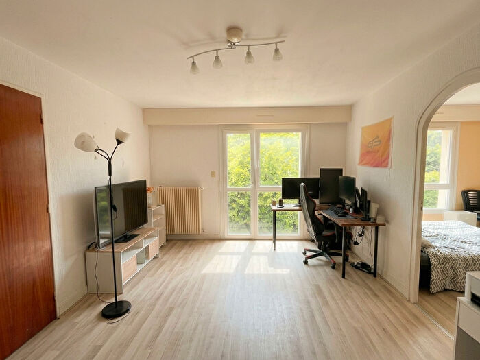 Appartement 2 pièces à Poitiers, Gibauderie, à vendre