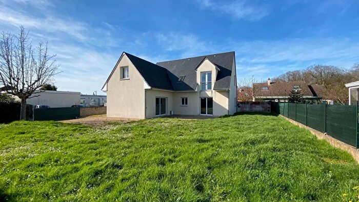 Notre-Dame-d'Oé : Maison 7 pièces à vendre