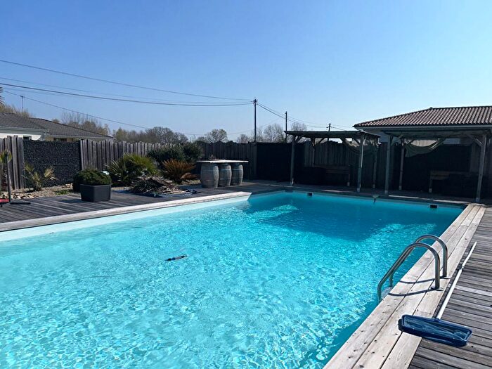 Maison à vendre - Saint-Sulpice-et-Cameyrac - 10 pièces - 7 chambres