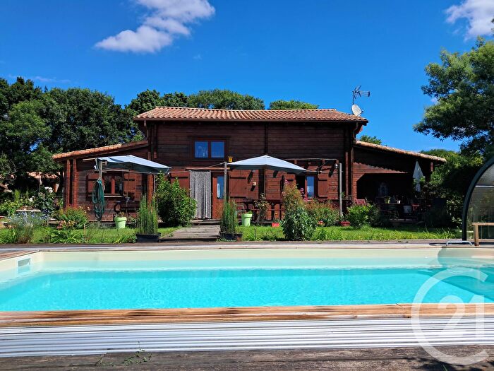 Maison à vendre - Talmont-Saint-Hilaire - 5 pièces - 3 chambres