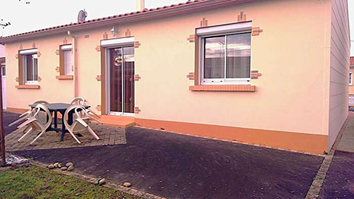 Maison à vendre - Saint-Pierre-des-Échaubrognes - 4 pièces - 2 chambres