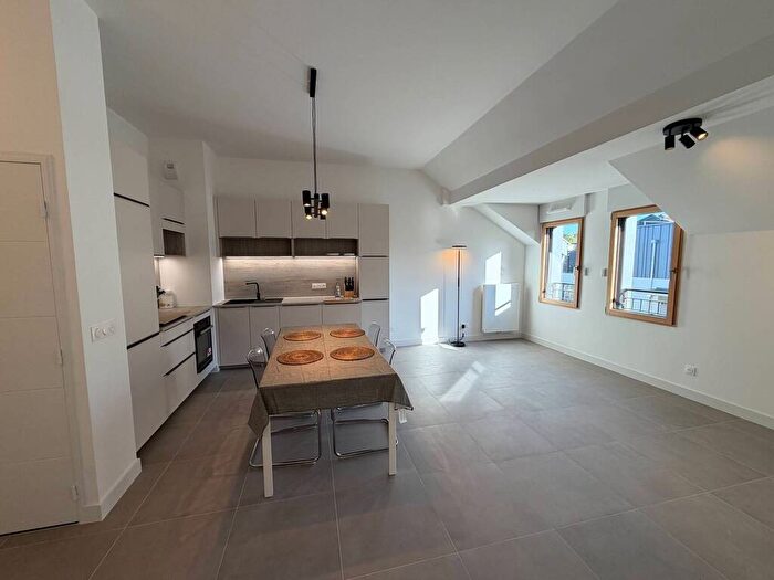 Centre, Ferney-Voltaire : Appartement 3 pièces à louer