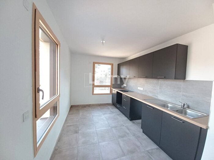 Appartement à louer - Les Hauts de Chambéry-Mollard - 3 pièces