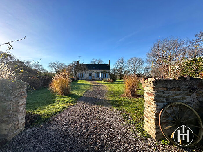 Maison à vendre - Lignerolles - 8 pièces - 4 chambres