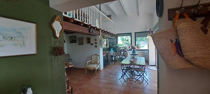 Maison à vendre - Nîmes, Camplanier, Cigale, Bois des Esprisses - 5 pièces - 3 chambres