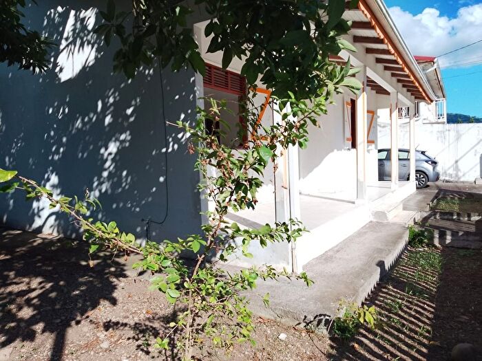 Maison à vendre - Basse-Terre - 4 pièces - 2 chambres