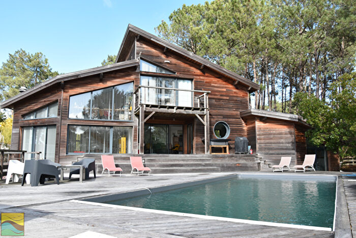 Maison à vendre - Lacanau, Lacanau Océan, Plages - 9 pièces - 7 chambres