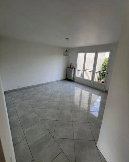 Appartement 4 pièces à louer à General de Gaulle-Iles, Montfermeil