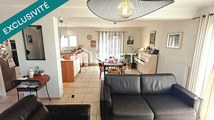 Maison 6 pièces à vendre à Boussières