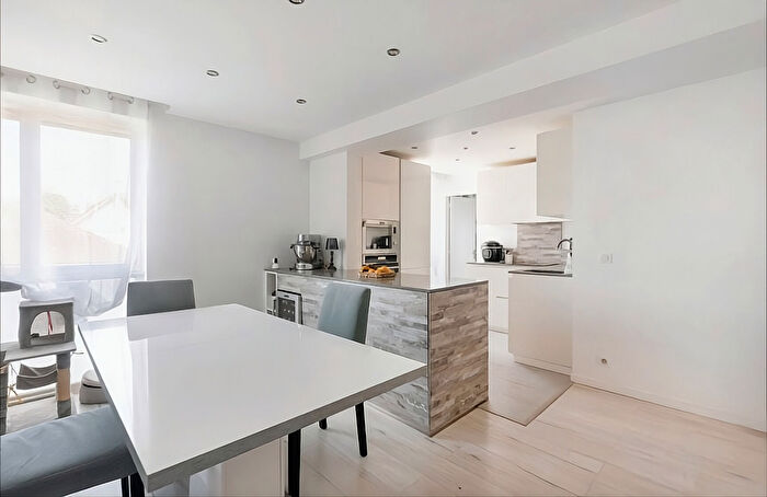 Appartement à vendre - Wissous - 5 pièces - 3 chambres