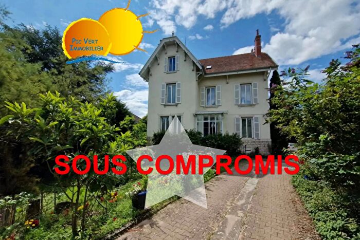 Maison à vendre - Auxonne - 10 pièces - 5 chambres