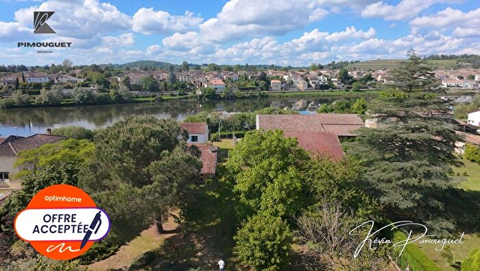 Mouliets-et-Villemartin : Maison 7 pièces à vendre