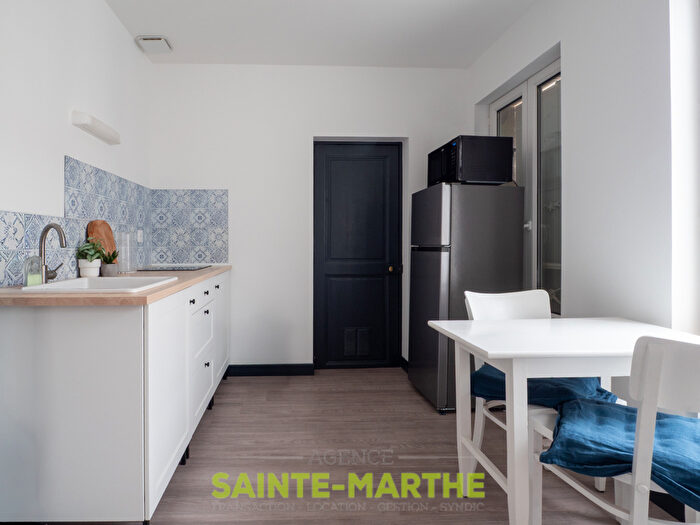 Appartement à louer - Niort, Centre-ville - 2 pièces - 1 chambre