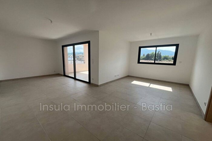 Appartement 3 pièces à louer à Folelli, Penta-di-Casinca