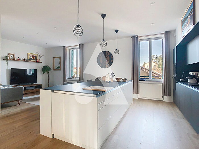 Appartement à vendre - Chazelles-sur-Lyon - 4 pièces - 3 chambres