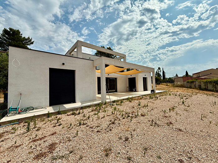 Maison à vendre - Saint-Maximin-la-Sainte-Baume, Vérane - 4 pièces - 3 chambres
