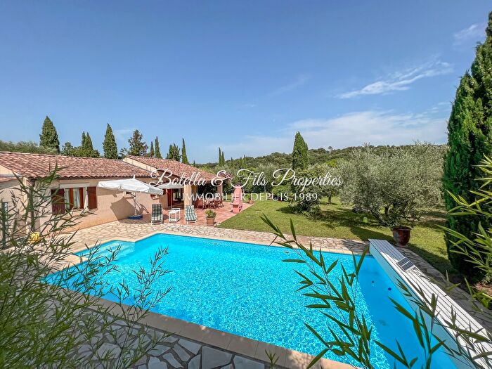 Maison à vendre - Vallon-Pont-dArc - 6 pièces - 4 chambres