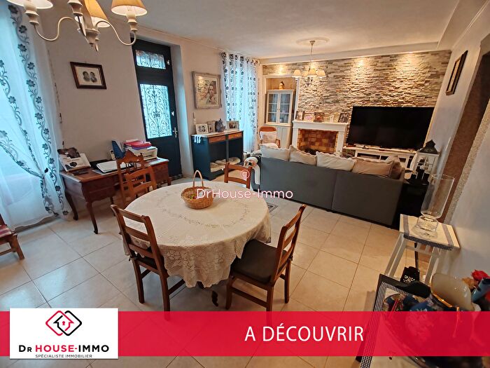 Maison à vendre - Port-de-Piles - 9 pièces - 4 chambres