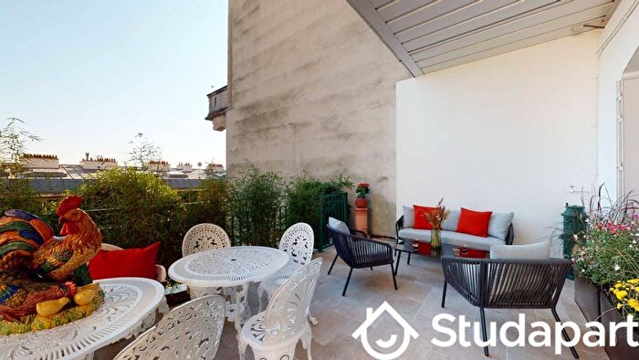 Appartement à louer - Montmartre, Paris ème arrondissement - 1 pièce - 1 chambre