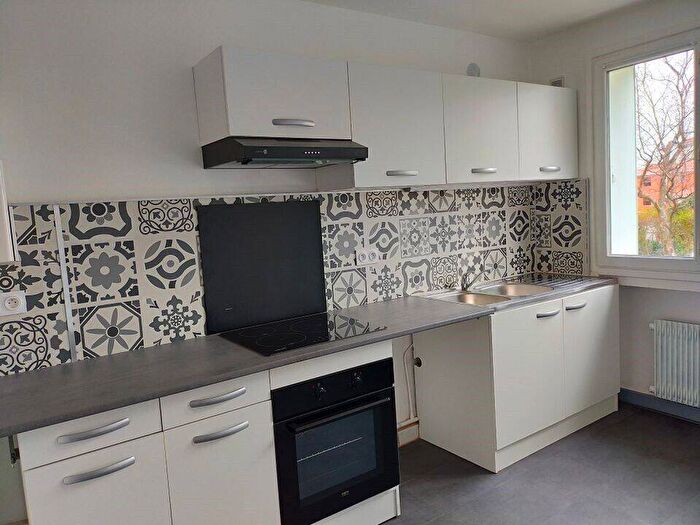 Appartement à louer - Les Purelles, Montbrison - 4 pièces - 3 chambres