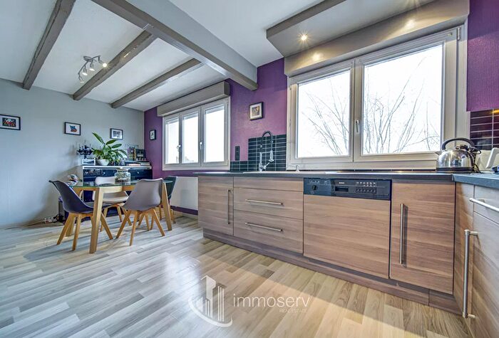 Appartement à vendre - Hagondange - 6 pièces - 2 chambres