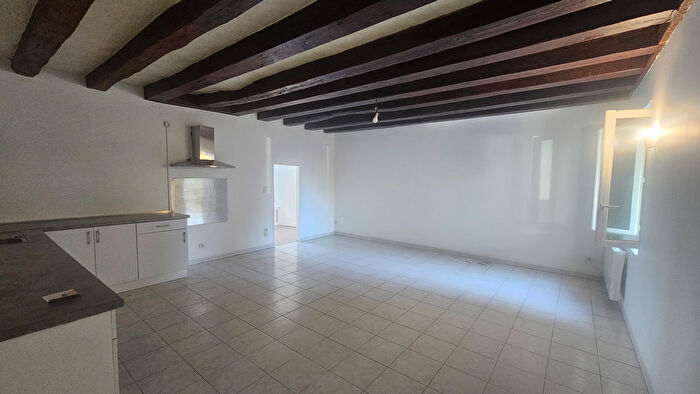 Maison 4 pièces à vendre à Saint-Cyr-sur-Loire, Maisons Blanches