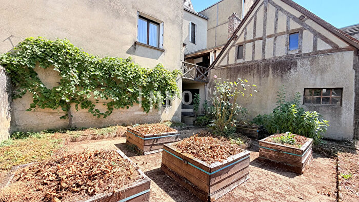 Saint-Calais - Maison 9 pièces à vendre
