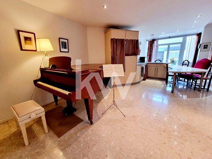 Appartement à vendre - Orléans, Cathédrale, Jeanne dArc - 3 pièces - 2 chambres