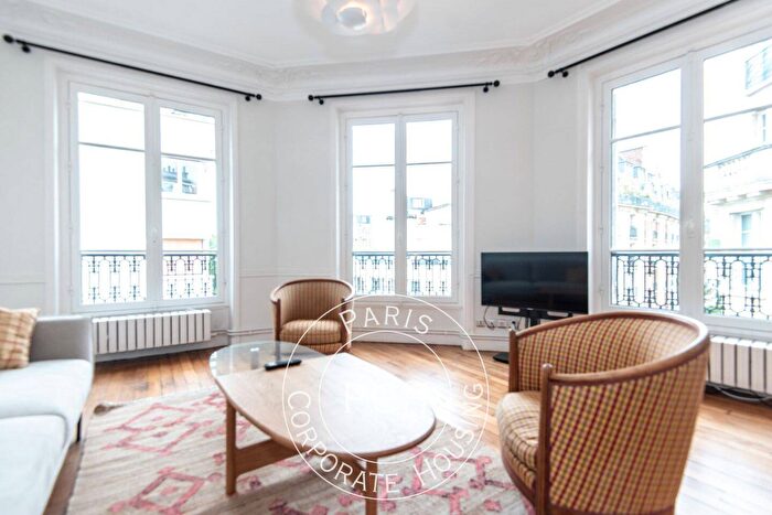 La Plaine des Sablons, Neuilly-sur-Seine : Appartement 3 pièces à louer