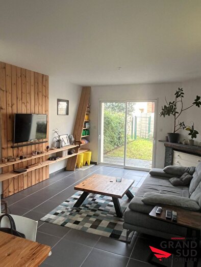 Maison à louer - Bauge-Sarcignan-Versein, Villenave-dOrnon - 4 pièces - 2 chambres