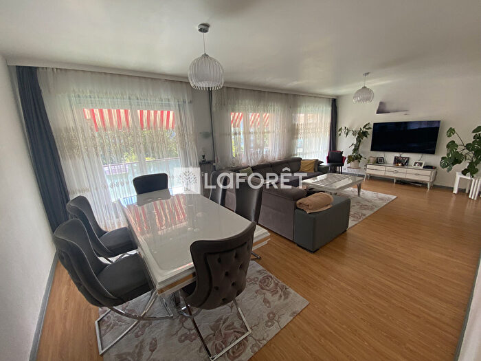 Appartement à vendre - Saint-Louis, Centre-ville - 5 pièces - 3 chambres