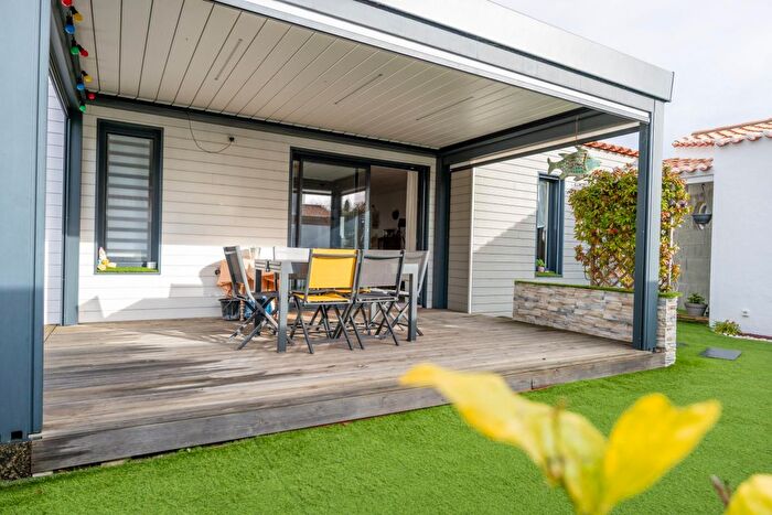 Maison à vendre - La Guérinière - 5 pièces - 4 chambres