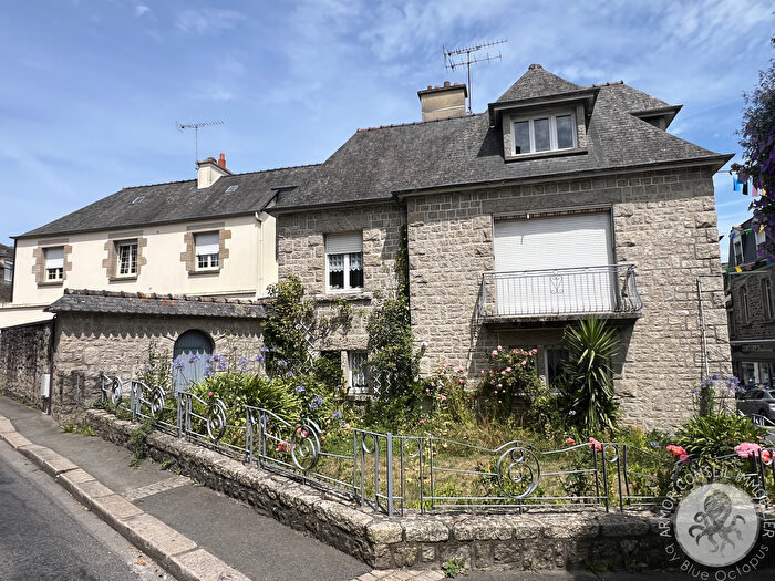 Maison 10 pièces à Plancoët, à vendre
