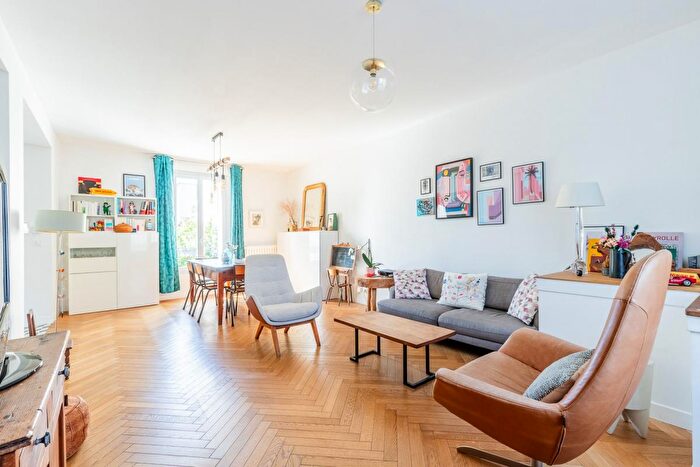 Maison à vendre - Créteil, Buttes, Halage - 5 pièces - 4 chambres