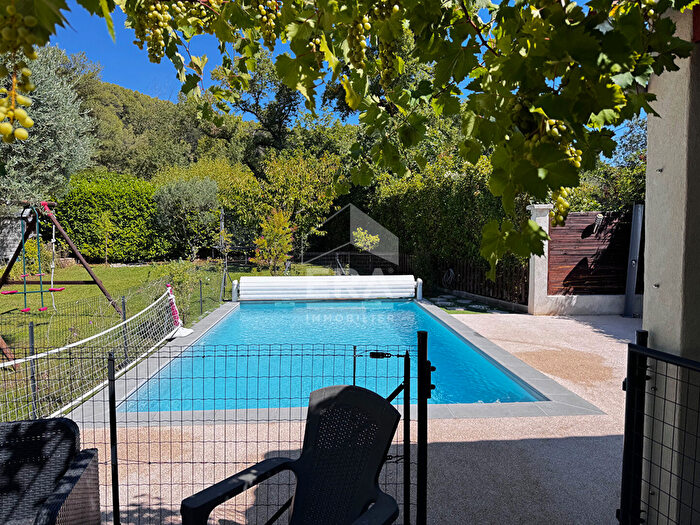 Maison à vendre - Peyruis - 4 pièces - 3 chambres