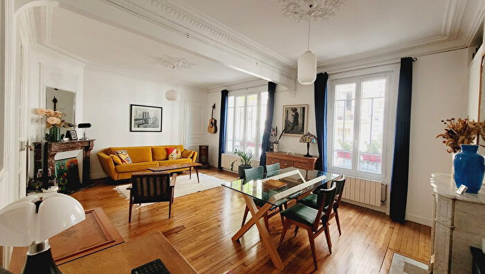 Appartement à vendre - Montrouge, Le vieux Montrouge - 3 pièces - 2 chambres