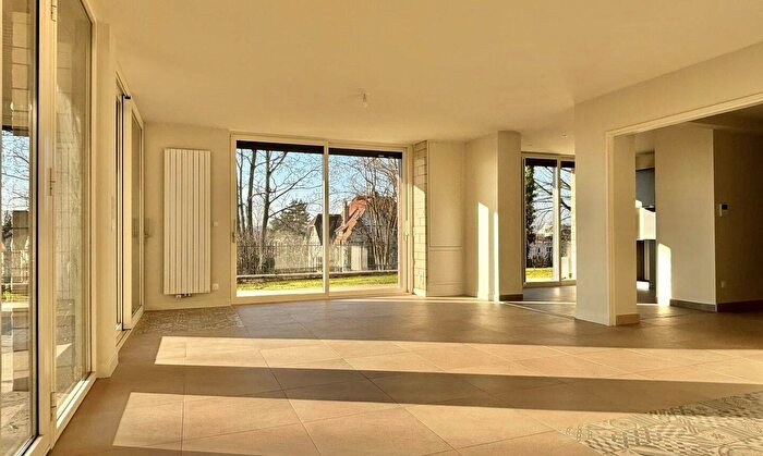 Appartement à louer - Plantières-Queuleu, Metz - 5 pièces - 3 chambres