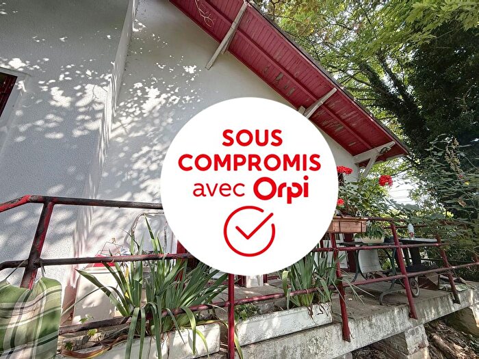 Maison à vendre - Gaillon-sur-Montcient - 6 pièces - 4 chambres