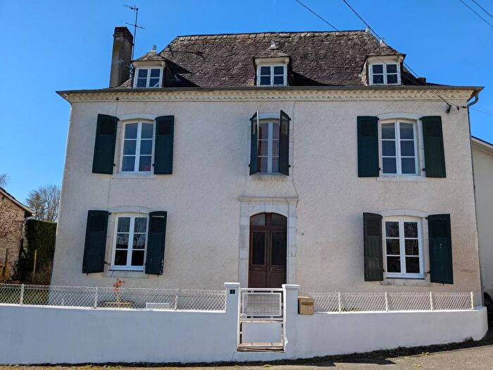 Maison à vendre - Sus - 5 pièces - 3 chambres