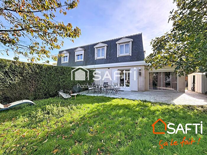 Maison à vendre - Lésigny - 6 pièces - 4 chambres