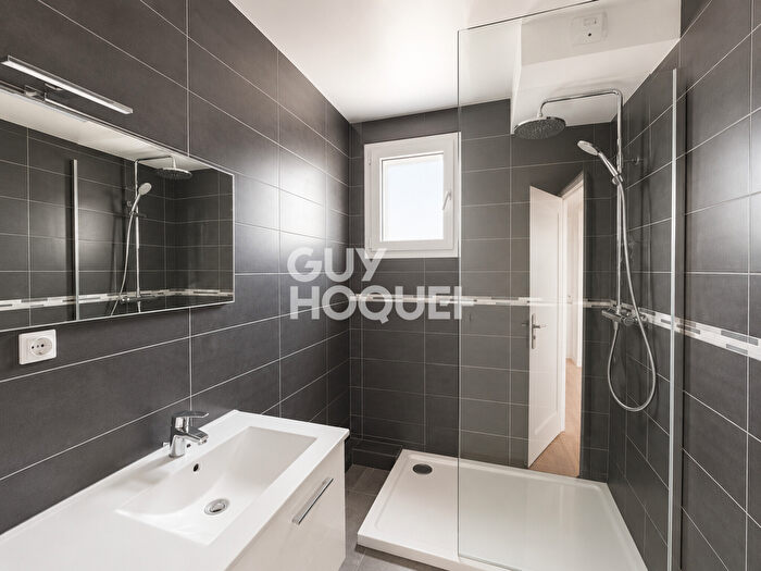 Appartement 4 pièces à vendre à Villeurbanne, Einstein, Salengro