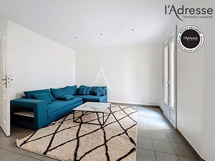 Appartement 3 pièces à Centre Ville, Suresnes, à louer
